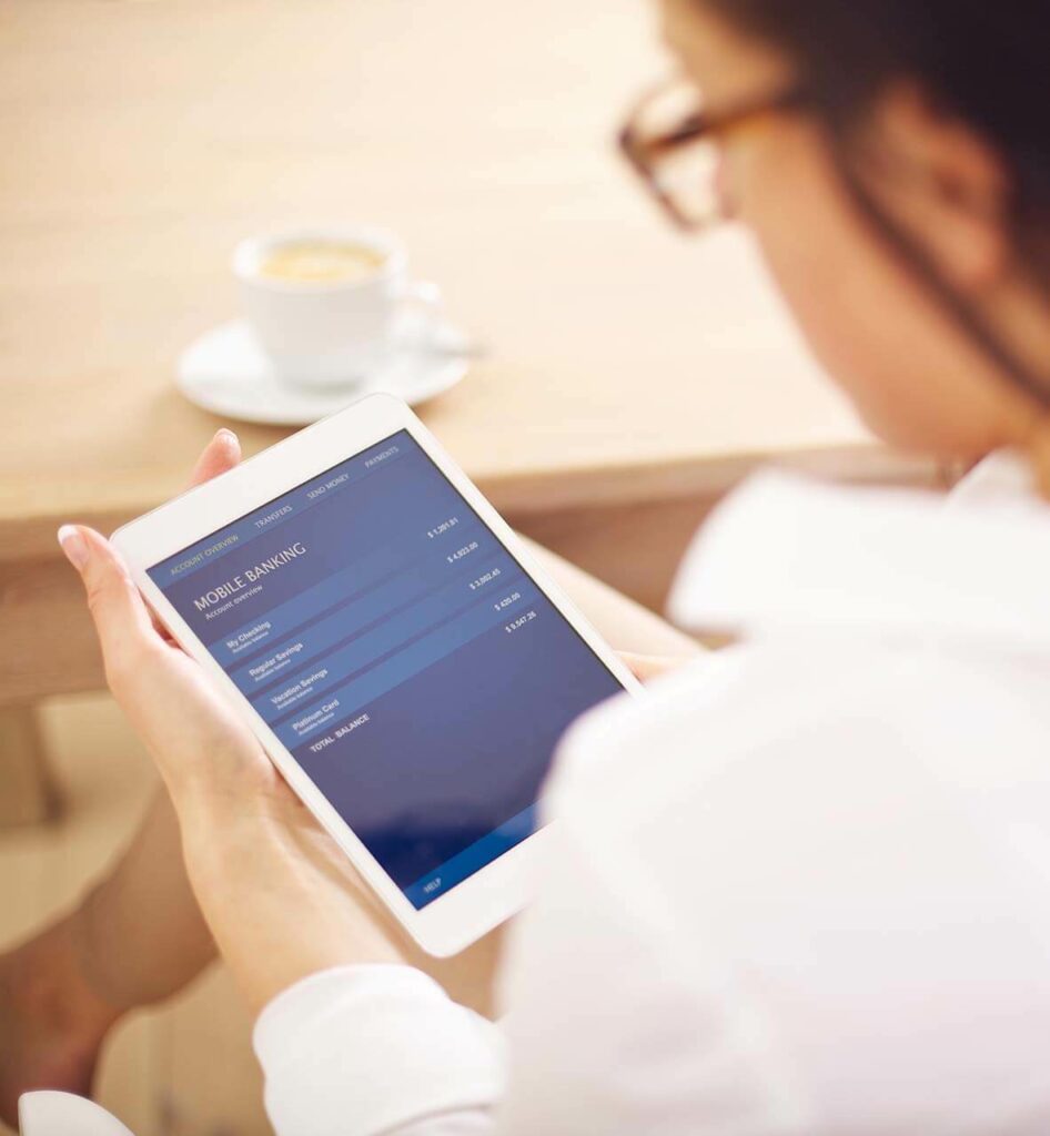 Banking Technology Solutions to Modernize Banking Industry